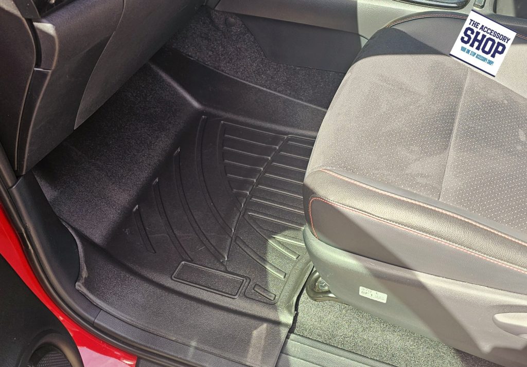 Toyota Hilux Rubber mat set Single or Double cab Moulded Revo 2016-226 ...