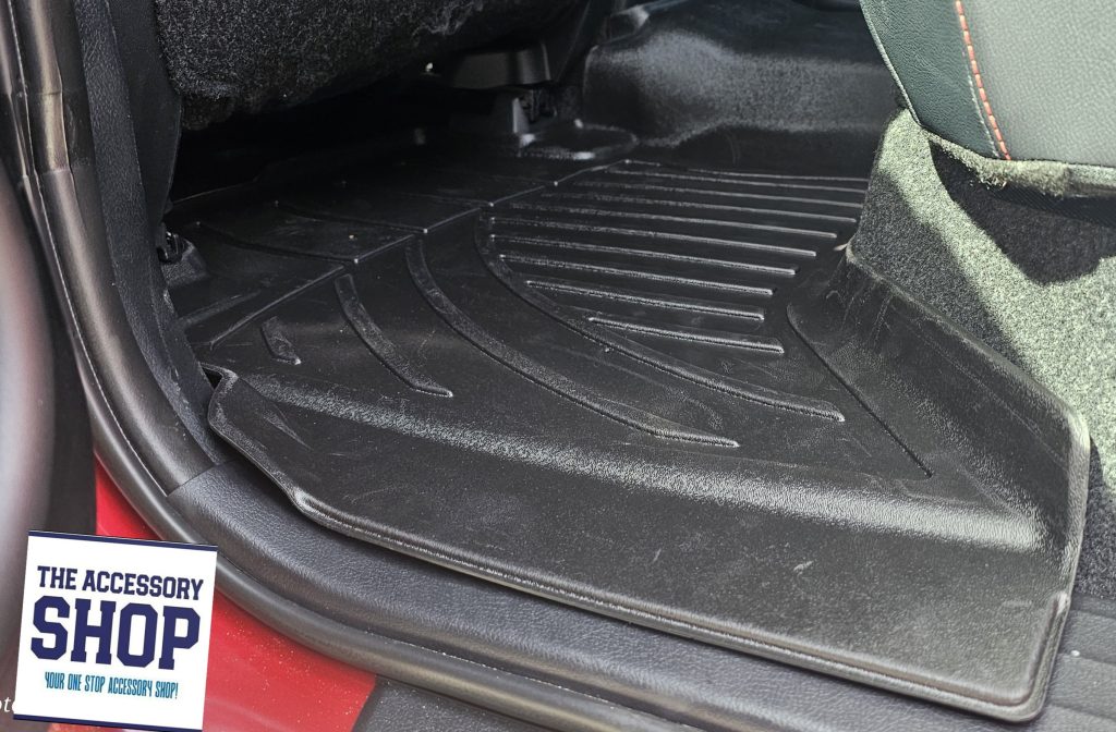 Toyota Hilux Rubber mat set Single or Double cab Moulded Revo 2016-226 ...